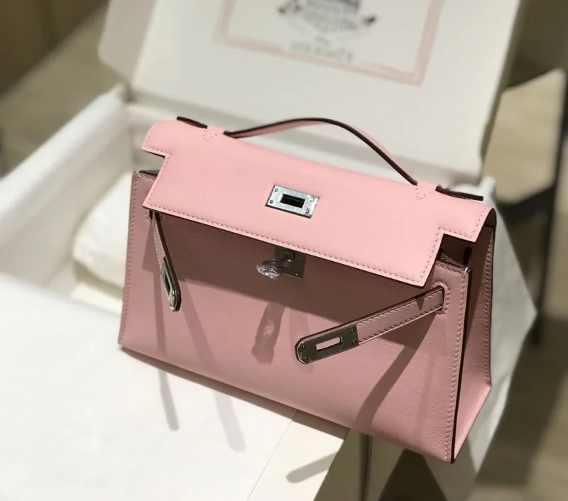 Indistinguishable Hermes Kelly Bags