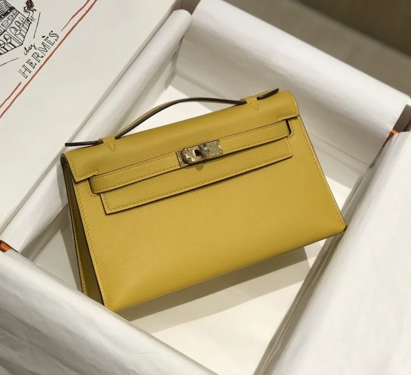 Top mirror Hermes Kelly Bags