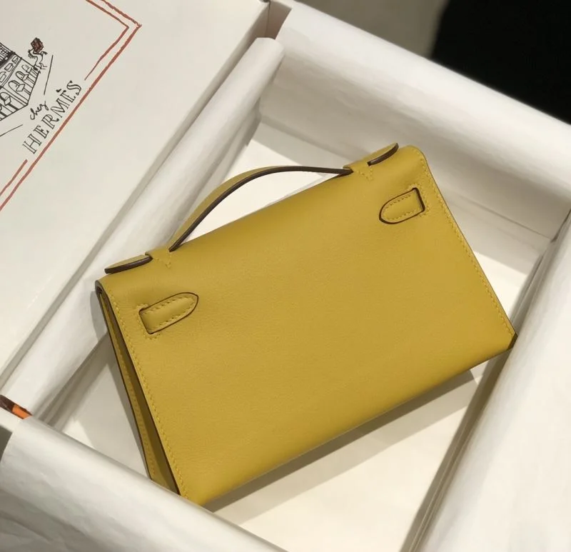 Top mirror Hermes Kelly Bags