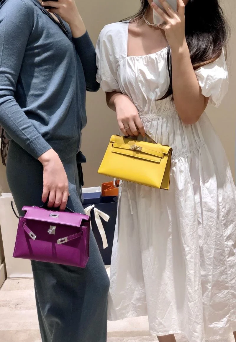 Top mirror Hermes Kelly Bags