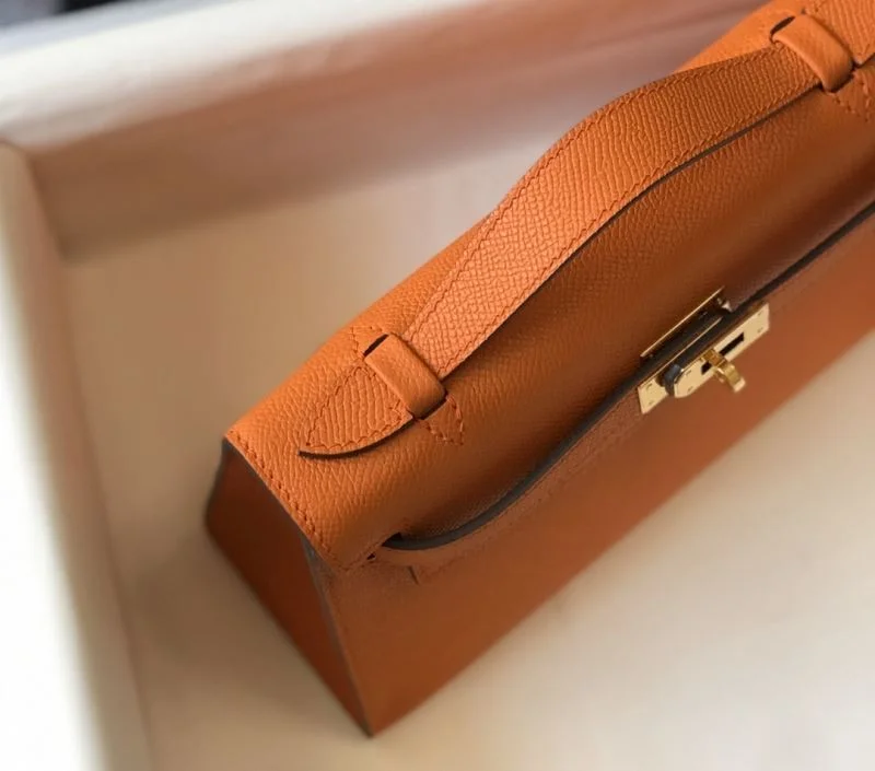 Indistinguishable Hermes Kelly Bags