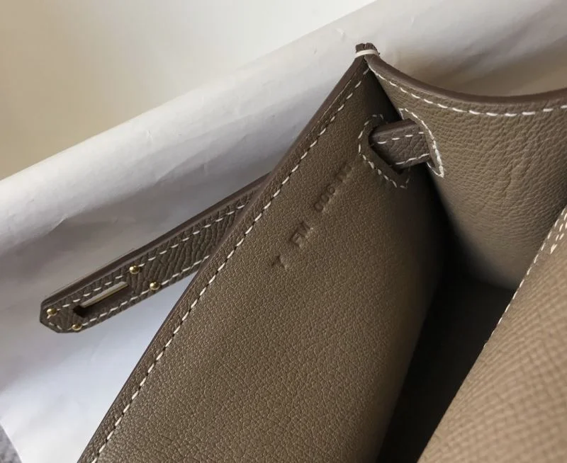 Indistinguishable Hermes Kelly Bags