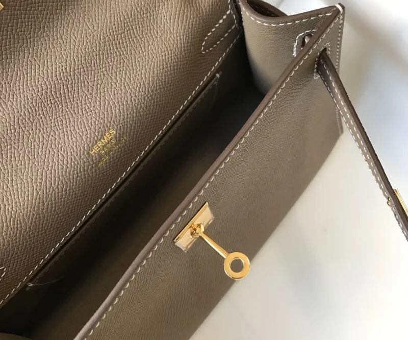 Indistinguishable Hermes Kelly Bags