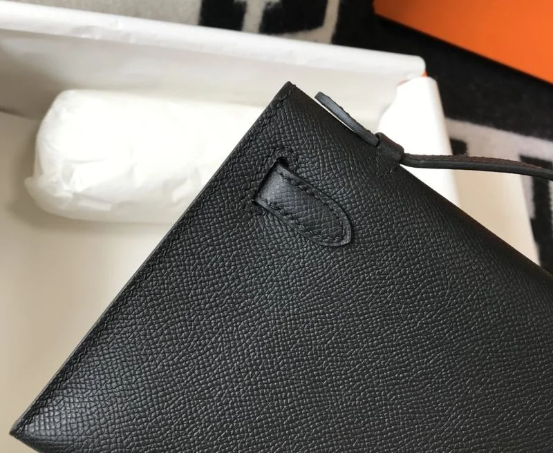 Top mirror Hermes Kelly Bags