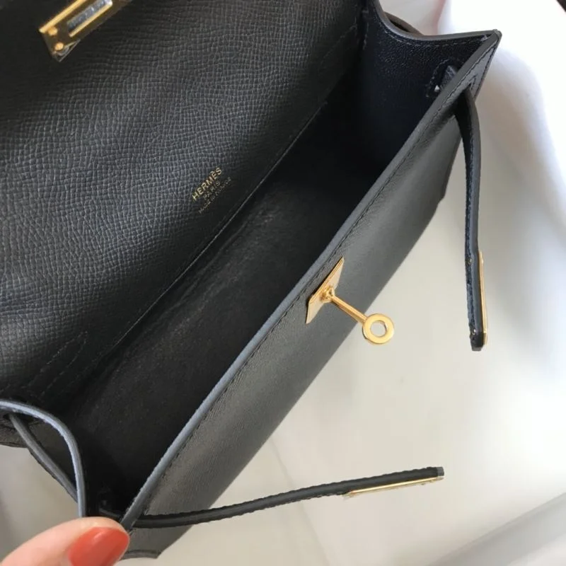 Top mirror Hermes Kelly Bags