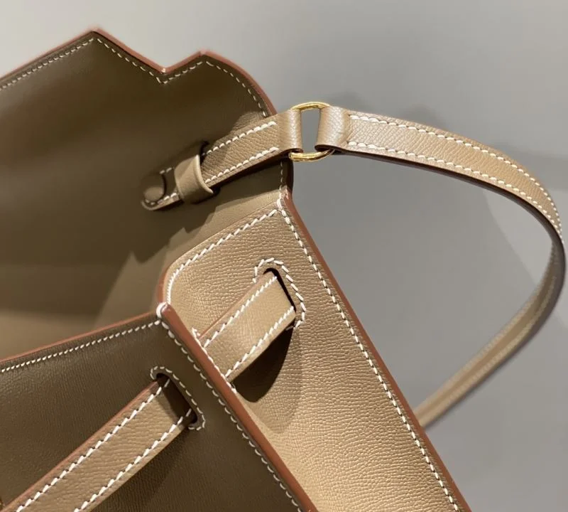 Low-cost Hermes Kelly Bags