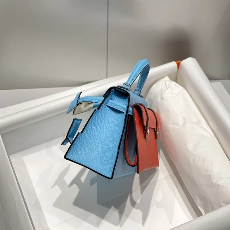 Indistinguishable Hermes Kelly Bags