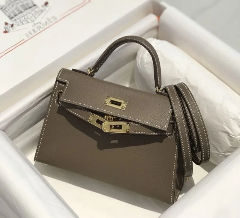 Indistinguishable Hermes Kelly Bags