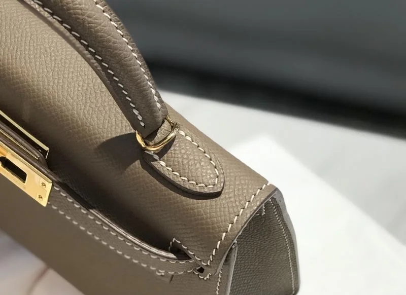 Indistinguishable Hermes Kelly Bags