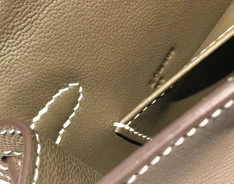 Indistinguishable Hermes Kelly Bags