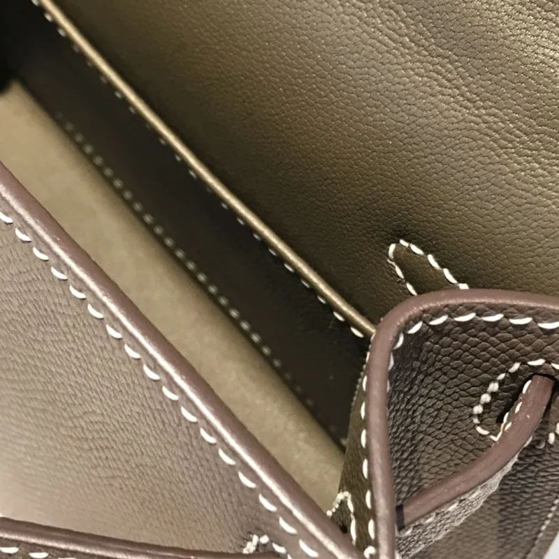 Indistinguishable Hermes Kelly Bags