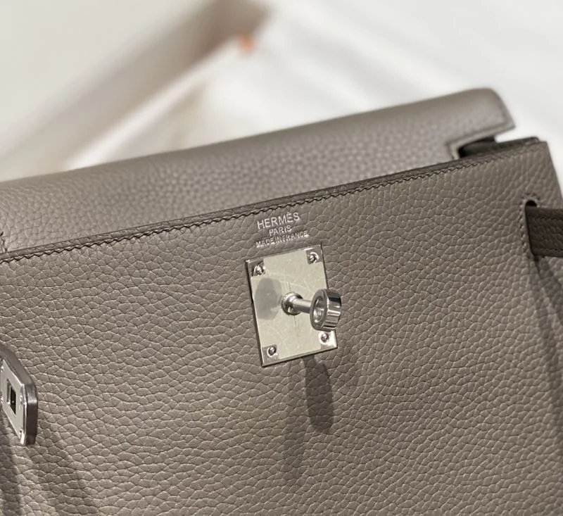 Top mirror Hermes Kelly Bags