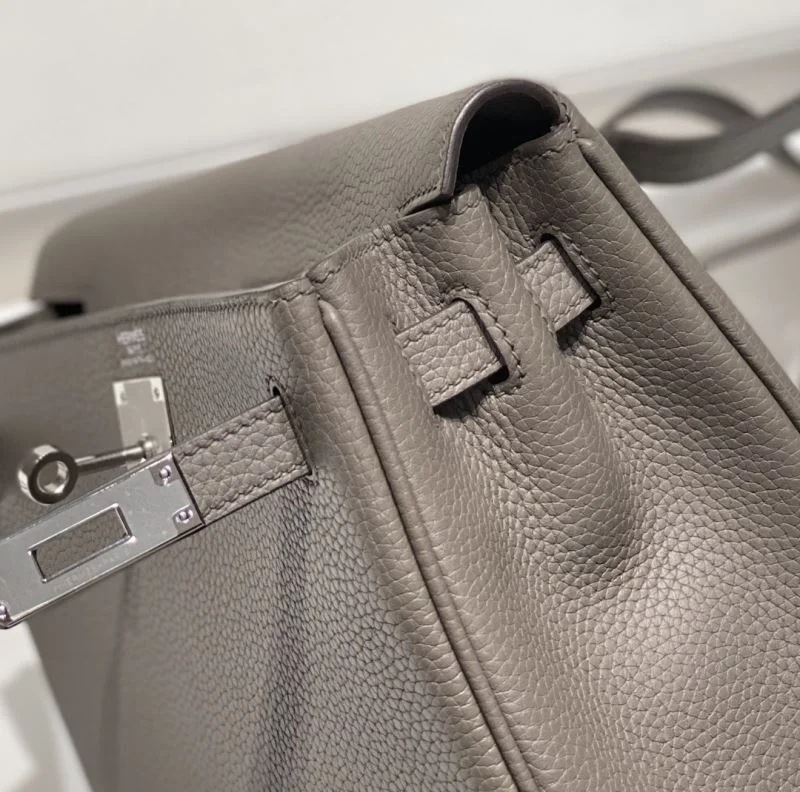 Top mirror Hermes Kelly Bags