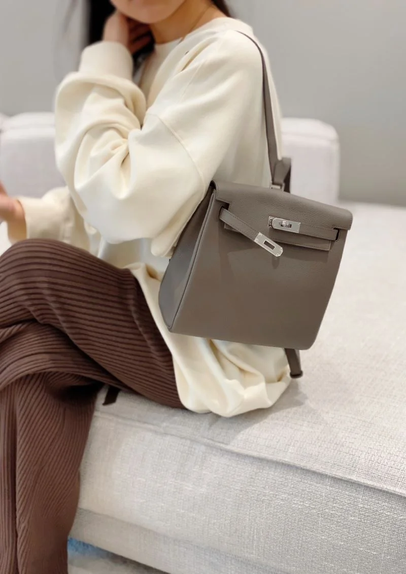 Top mirror Hermes Kelly Bags