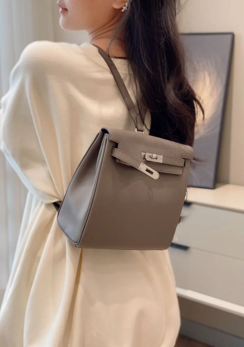 Top mirror Hermes Kelly Bags