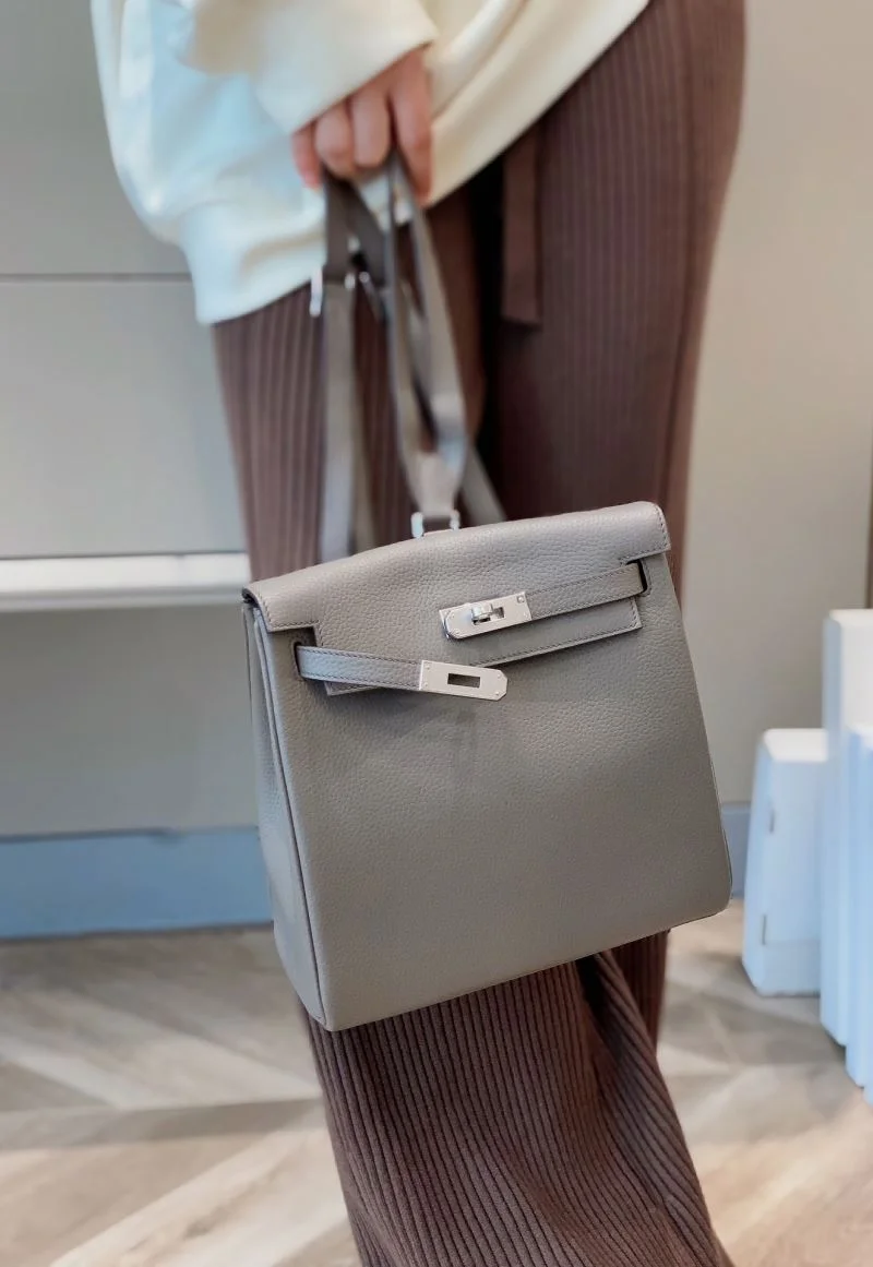 Top mirror Hermes Kelly Bags