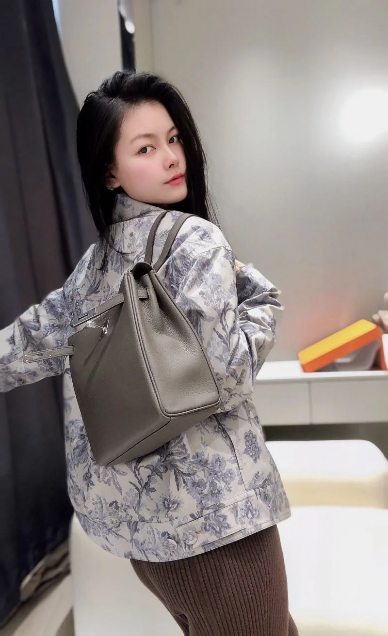 Top mirror Hermes Kelly Bags