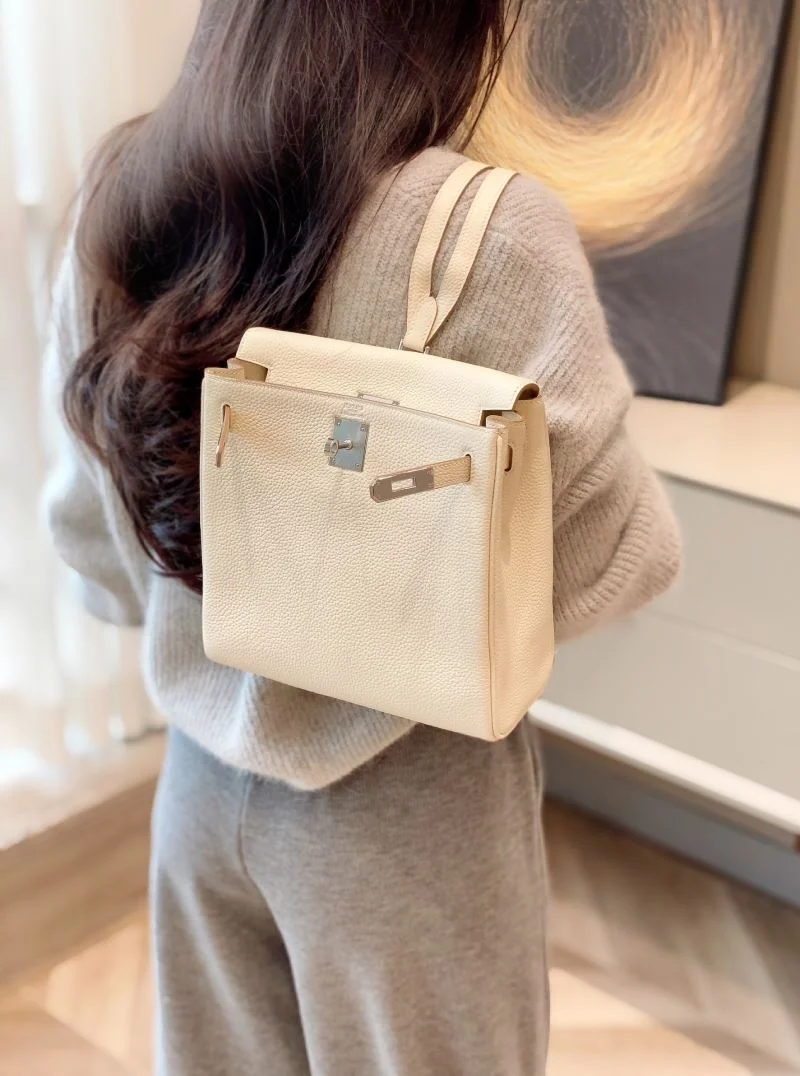 Top mirror Hermes Kelly Bags