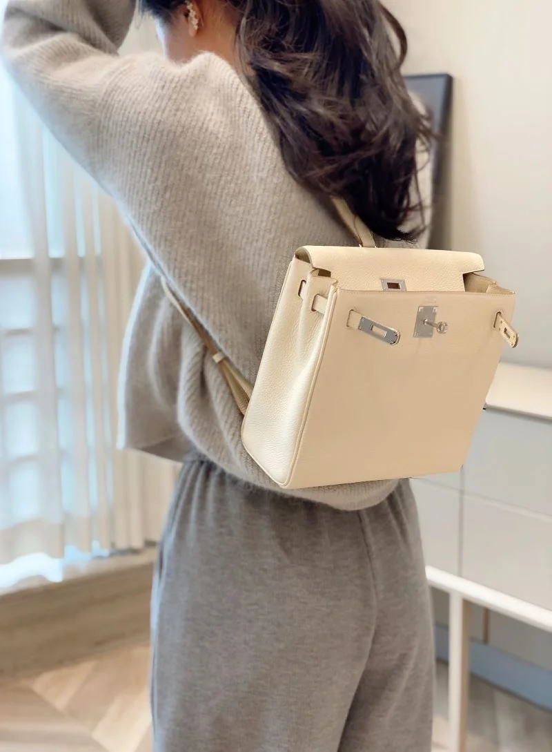 Top mirror Hermes Kelly Bags