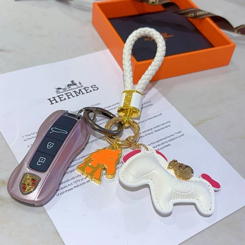 Indistinguishable Hermes Keychains