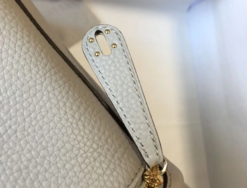 Inexpensive Hermes Lindy Bags