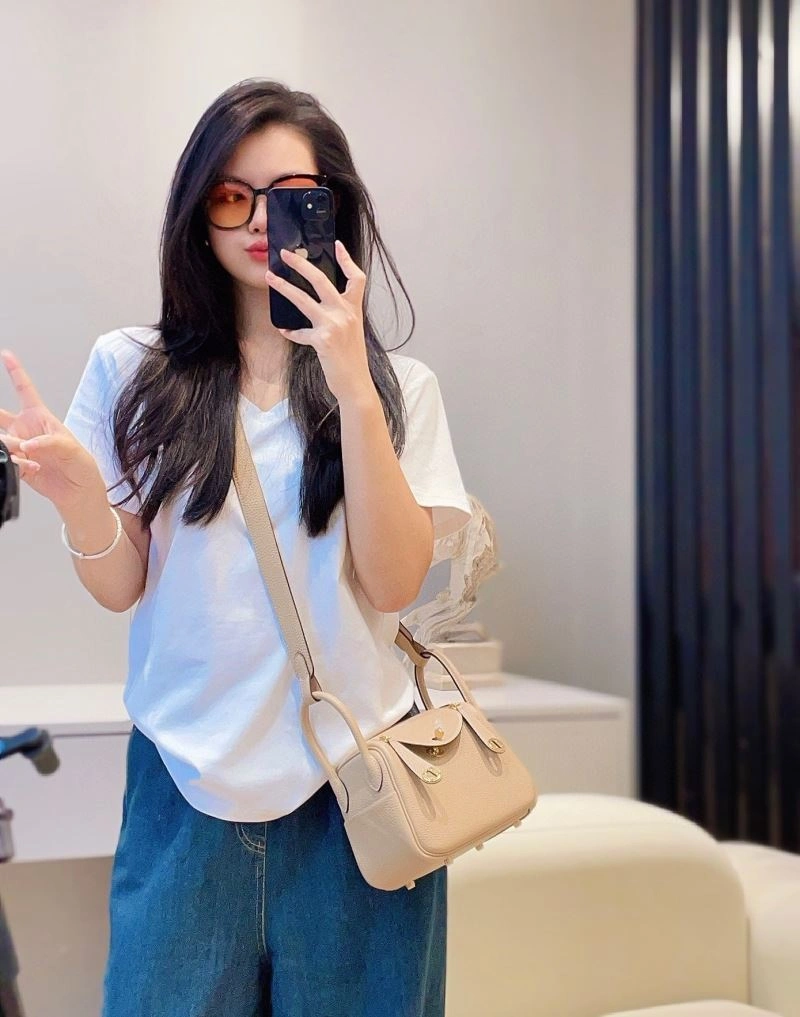Inexpensive Hermes Lindy Bags