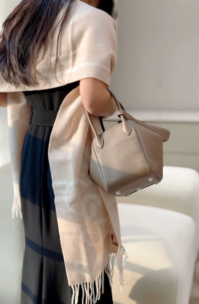 Discounted Hermes Lindy Bags