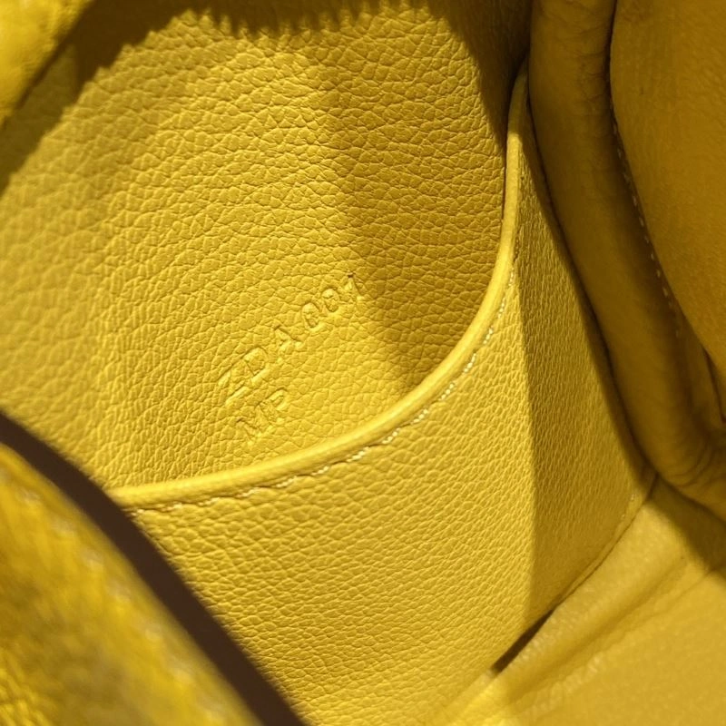 Low-cost Hermes Lindy Bags