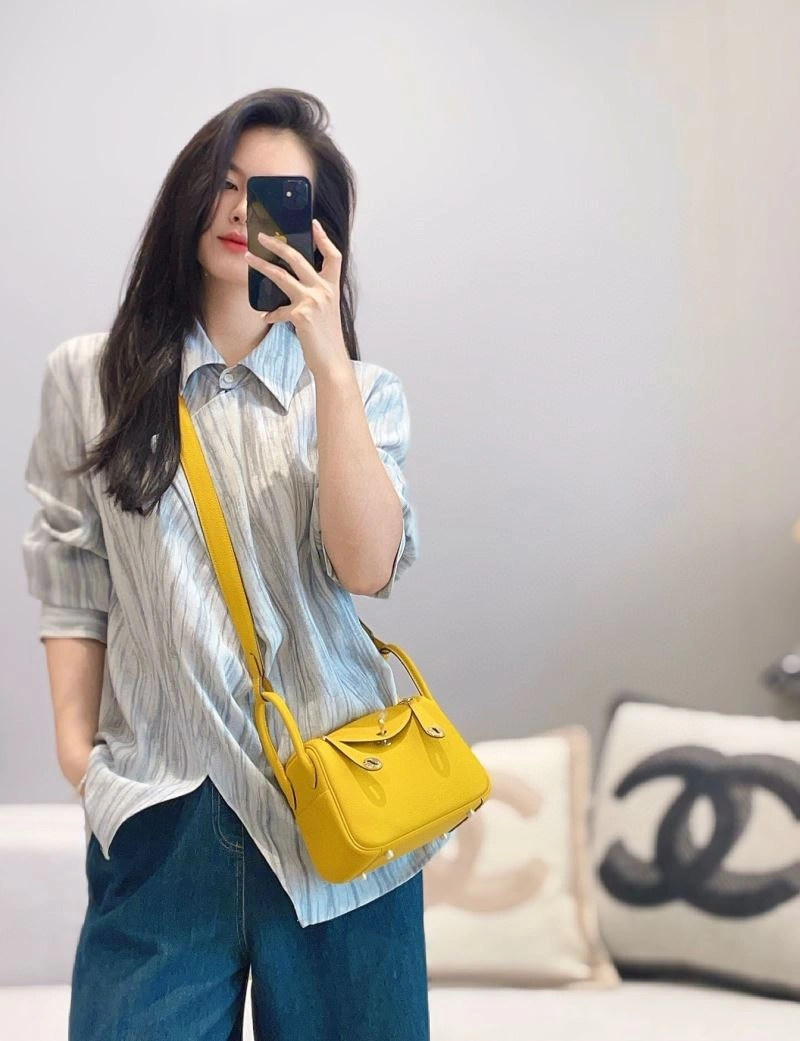 Low-cost Hermes Lindy Bags
