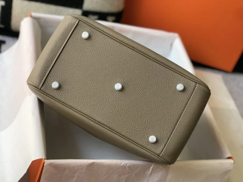 Value-priced Hermes Lindy Bags
