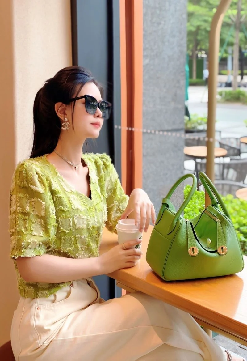 Perfect replica Hermes Lindy Bags