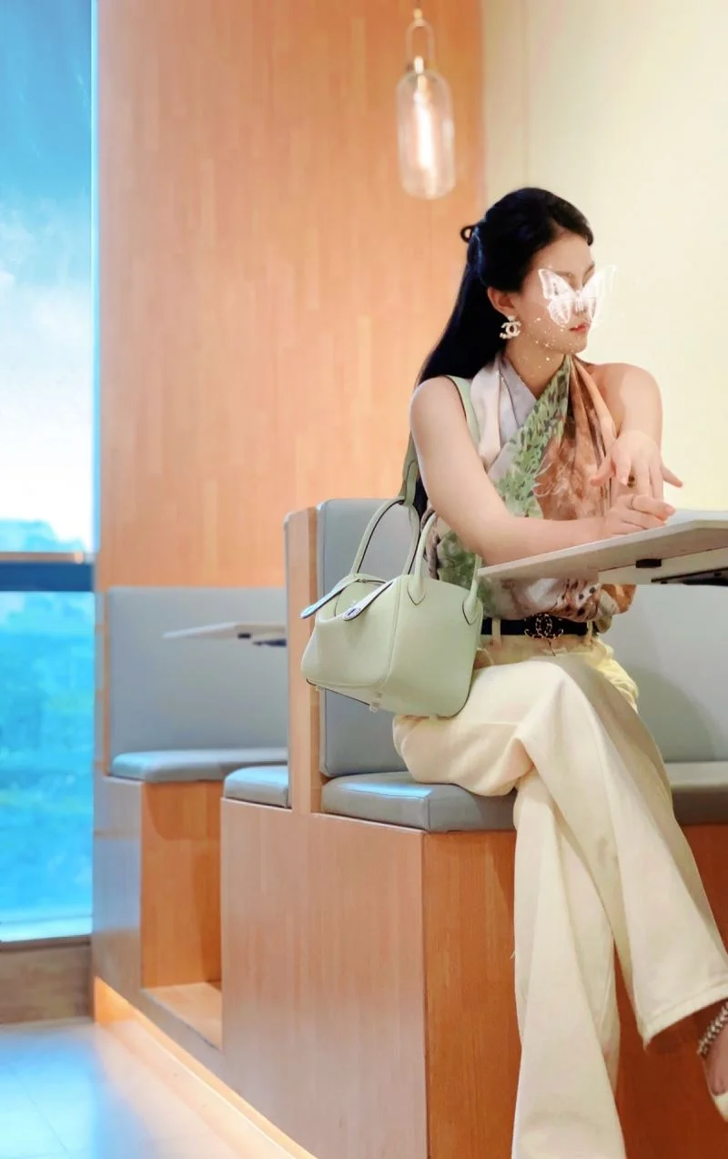 Authentic Hermes Lindy Bags