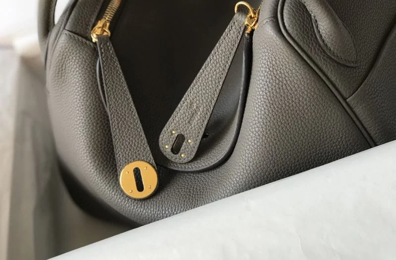 Low-cost Hermes Lindy Bags