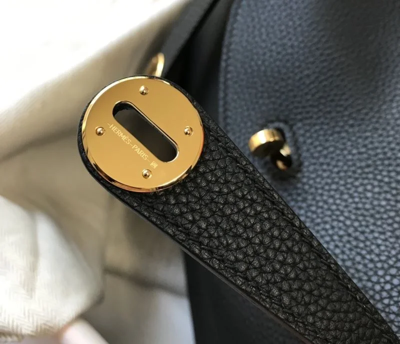 Top mirror Hermes Lindy Bags