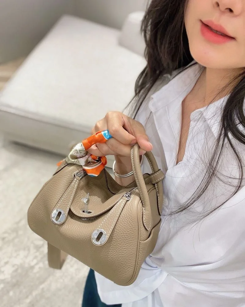 Discounted Hermes Lindy Bags