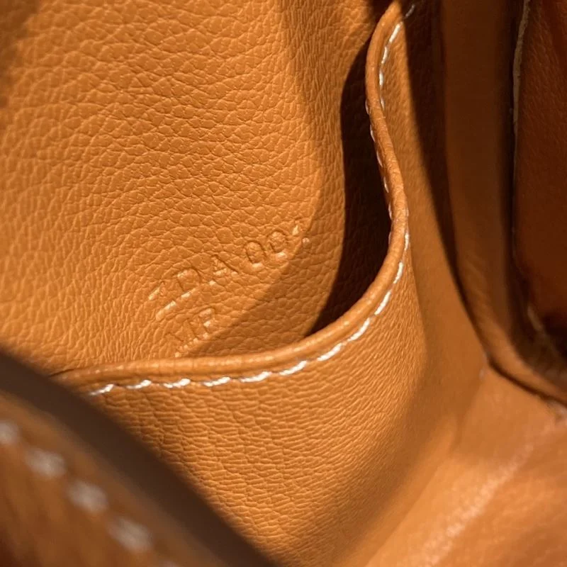 Low-cost Hermes Lindy Bags