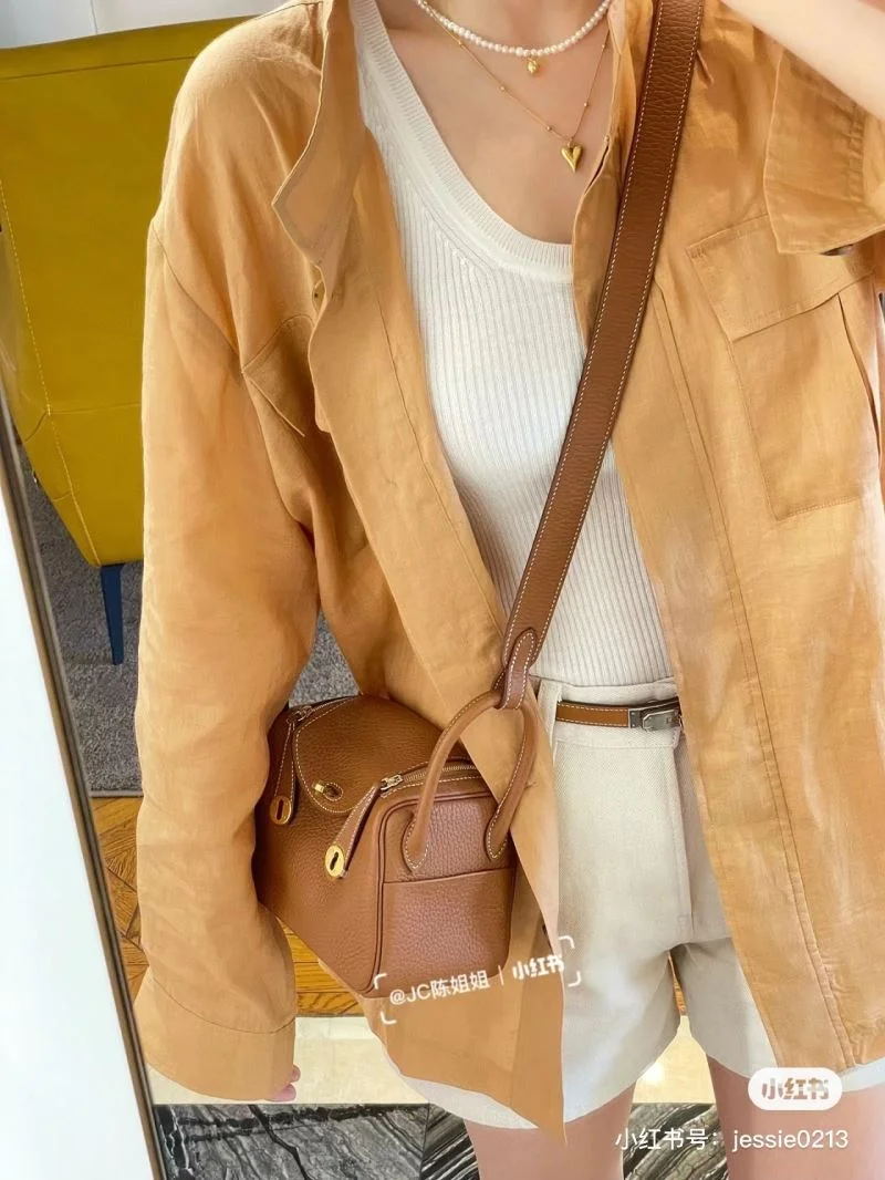 Low-cost Hermes Lindy Bags