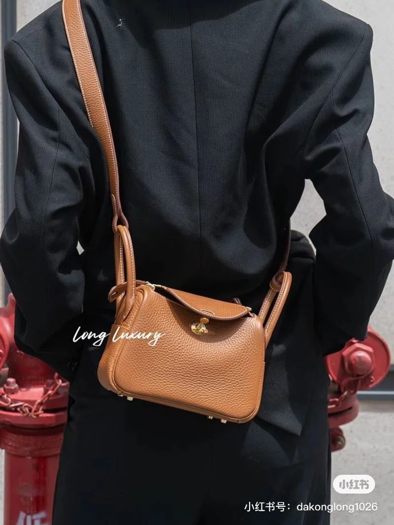 Low-cost Hermes Lindy Bags