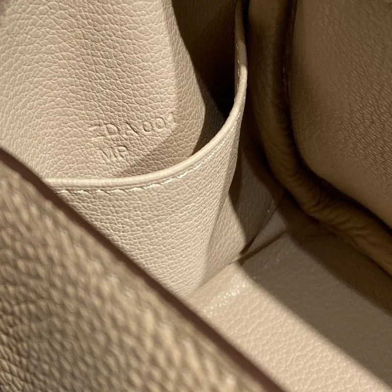 Value-priced Hermes Lindy Bags