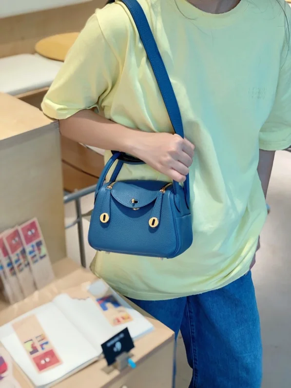 Discounted Hermes Lindy Bags