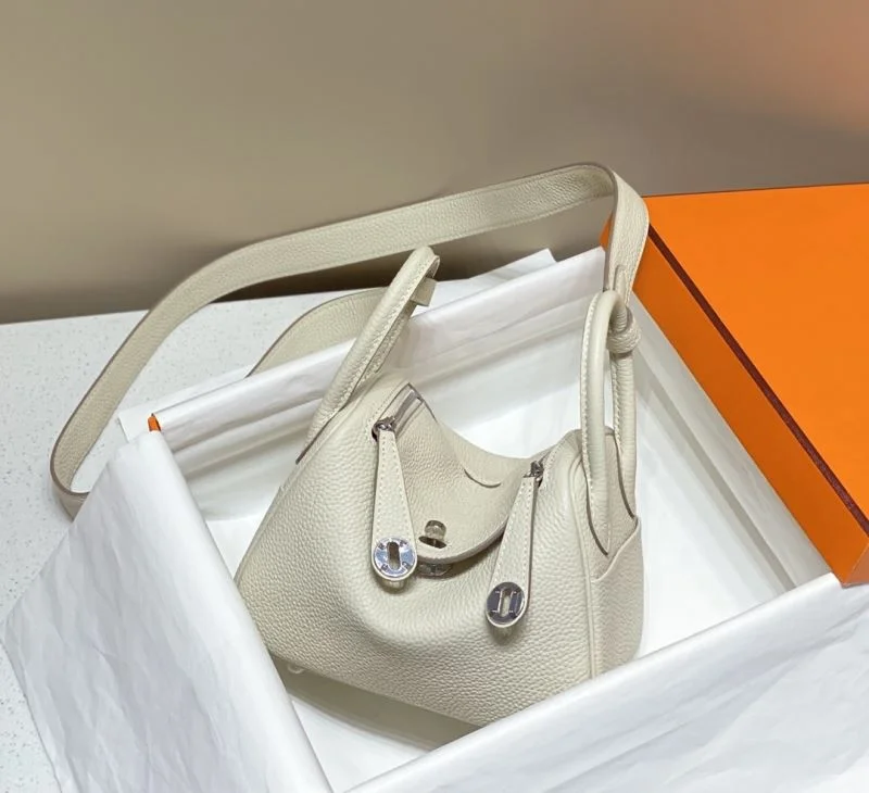 Top mirror Hermes Lindy Bags
