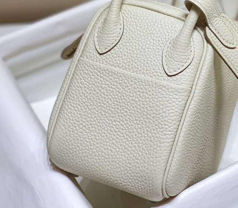 Top mirror Hermes Lindy Bags