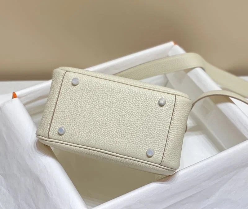Top mirror Hermes Lindy Bags