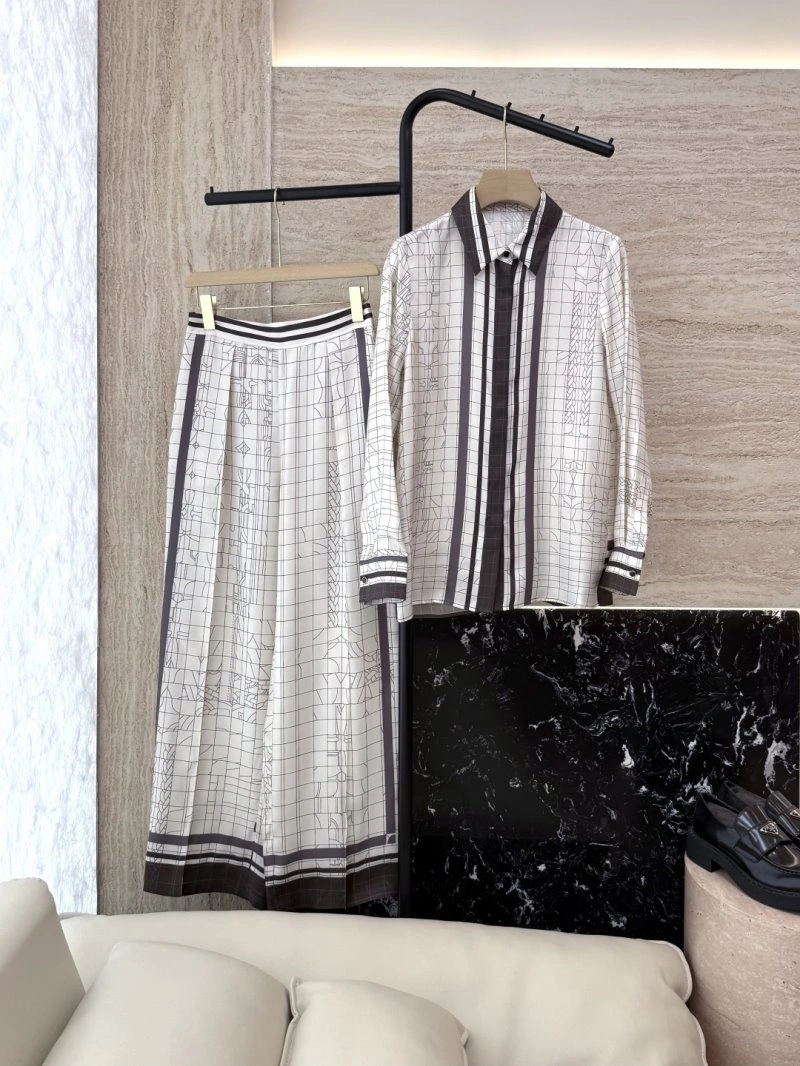 Hermes Long Suits