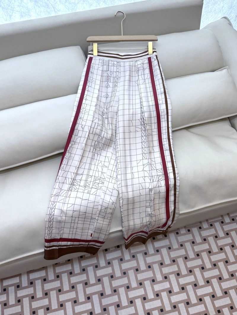 Indistinguishable Hermes Long Suits