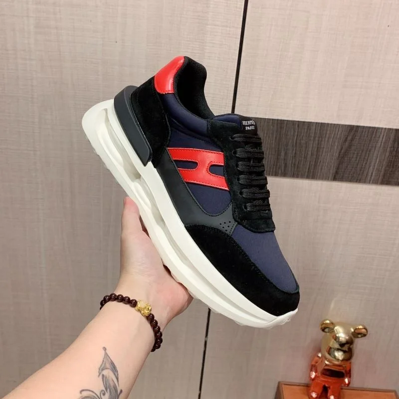 Accurate model Hermes Low Shoes