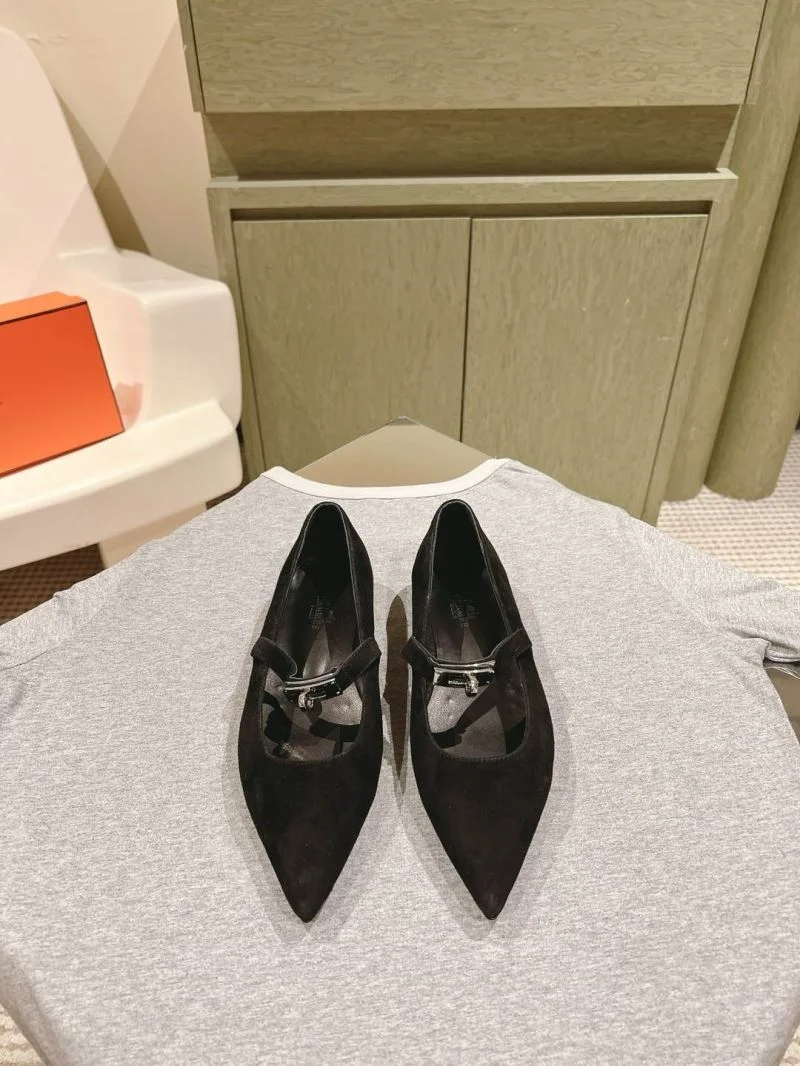 Hermes Low Shoes