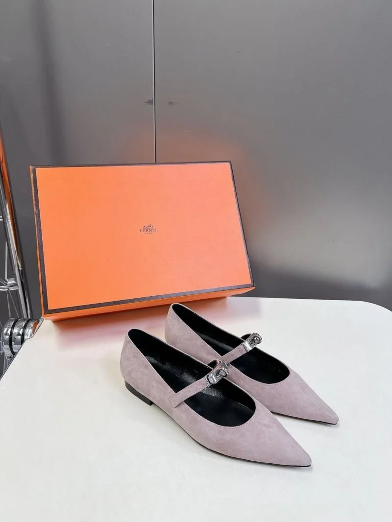 Brand-authenticated Hermes Low Shoes