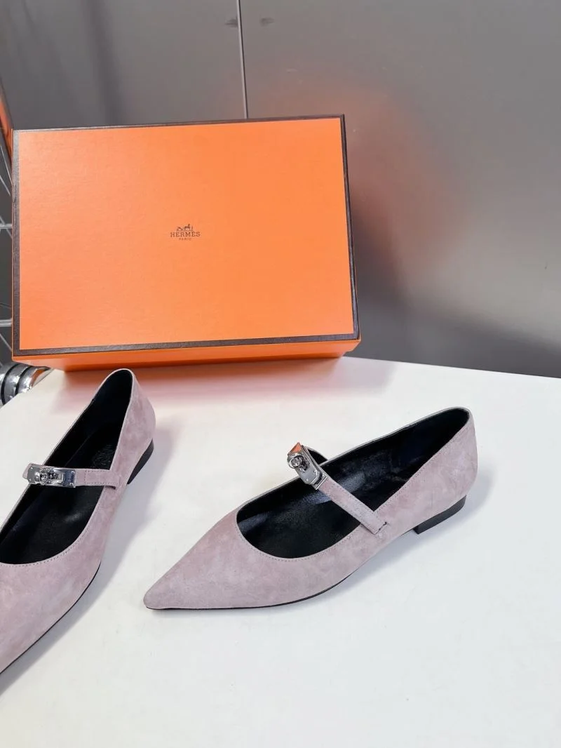Brand-authenticated Hermes Low Shoes