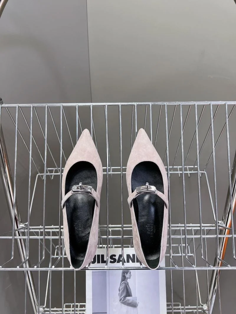 Brand-authenticated Hermes Low Shoes